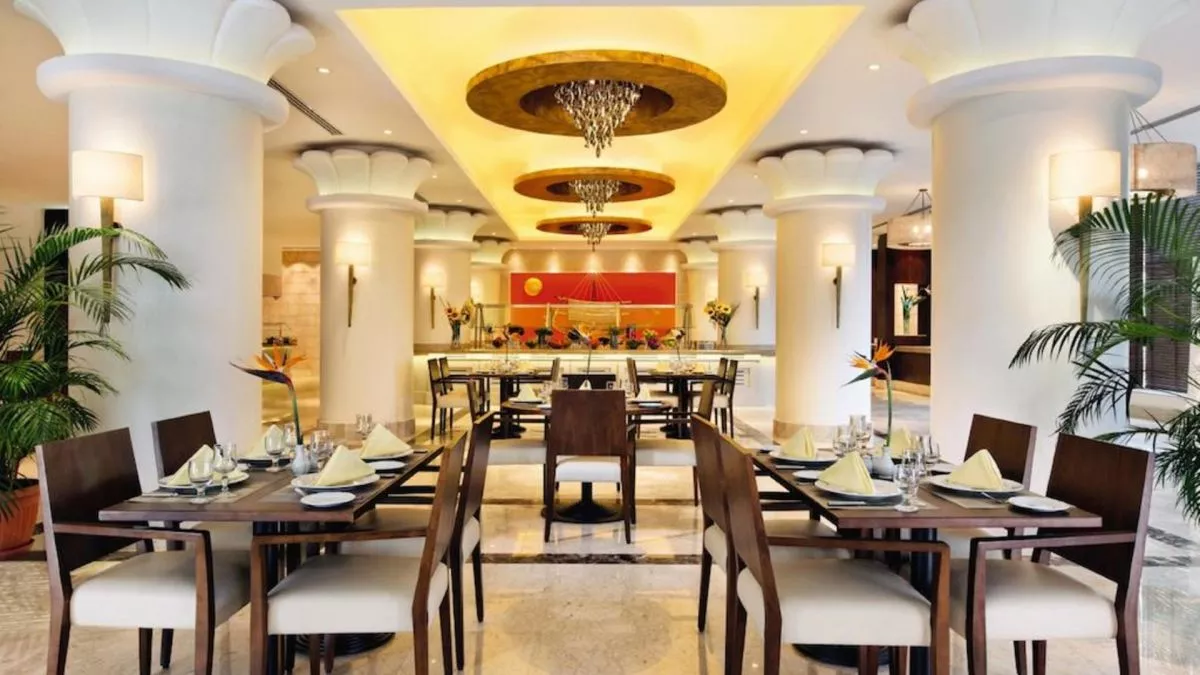 Hotels in Cairo - The Mövenpick Resort Cairo Pyramids.